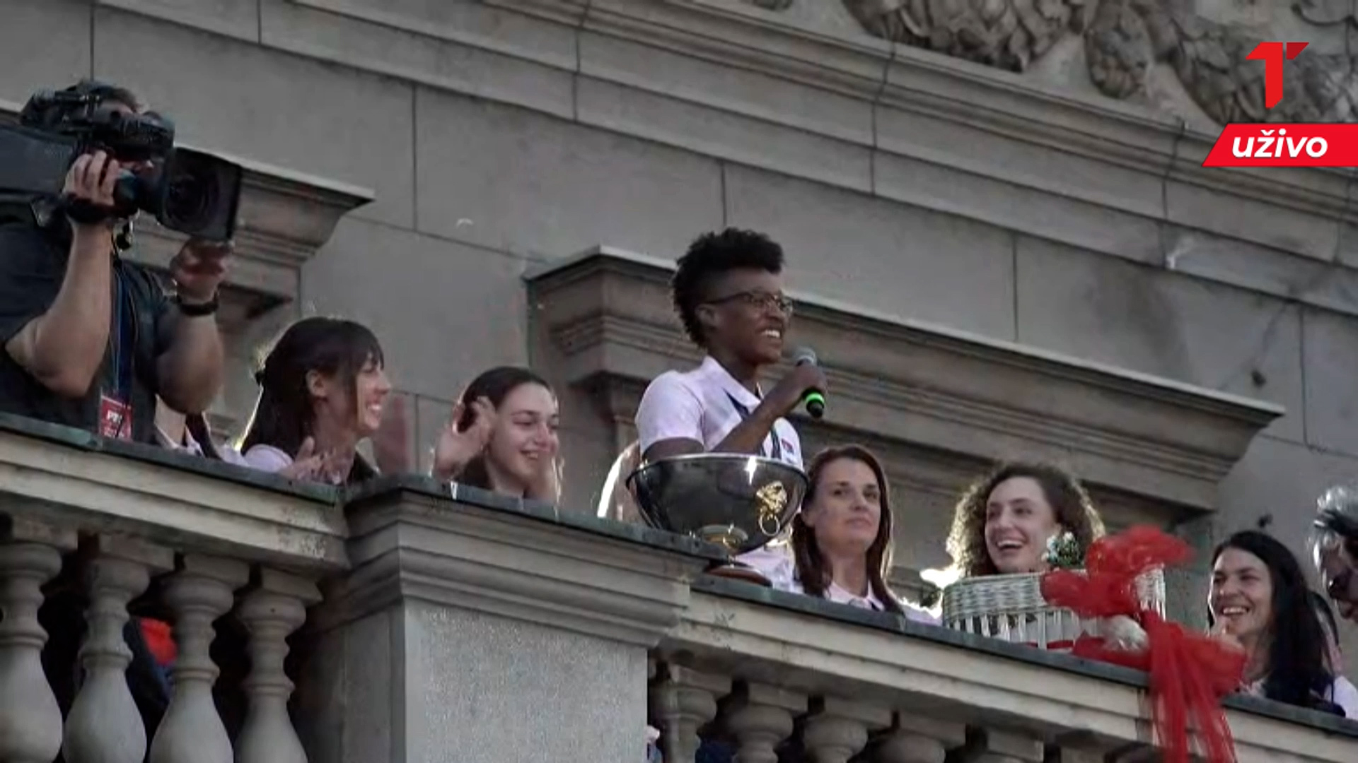 Anderson se obratila na srpskom: Hvala vam od srca, volim vas puno ...