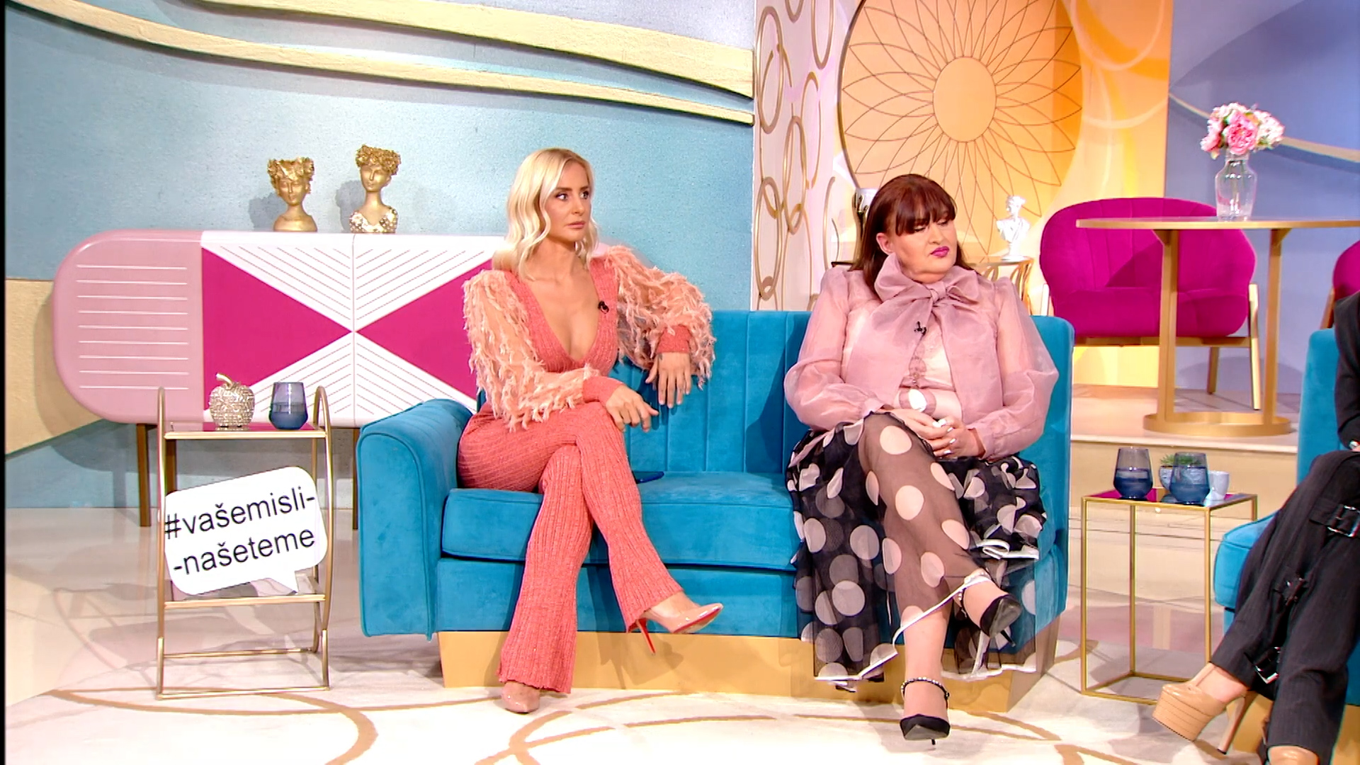 ŠTA JE NA PROGRAMU TV PINK: Pregledavanje za subotu, 5. februar 2022 ...