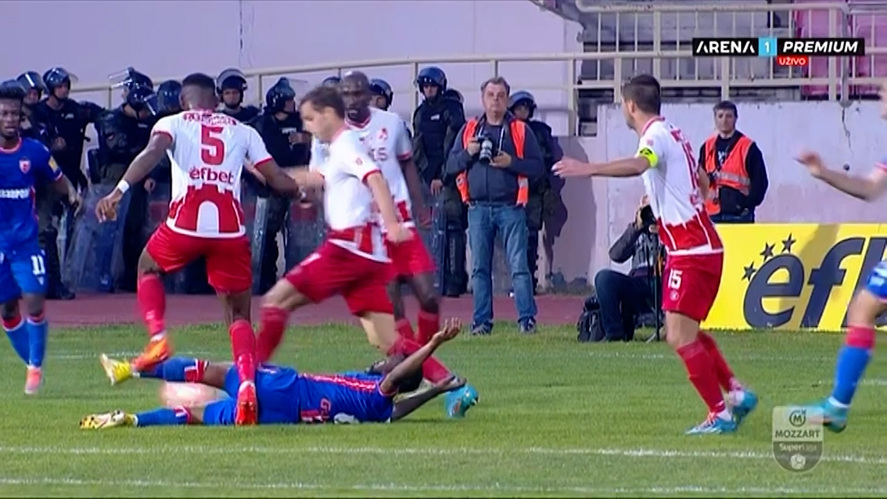 Da li je ovo bio penal za Zvezdu ili ne? Sudija je doneo odluku - Telegraf.tv