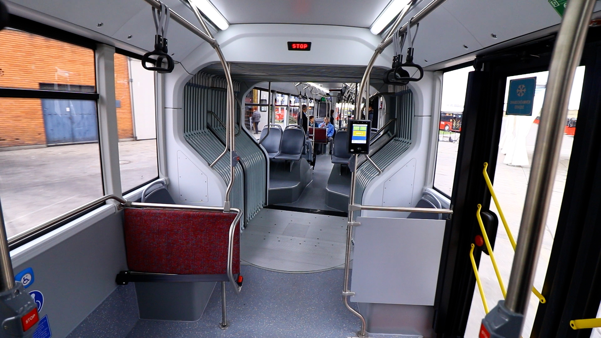 Novih 100 autobusa u garaži GSP, pogon im je na prirodni gas - Telegraf.tv