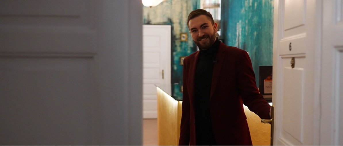 Filip Karlo Dimitrijević o svom salonu AvantGarde - Telegraf.tv