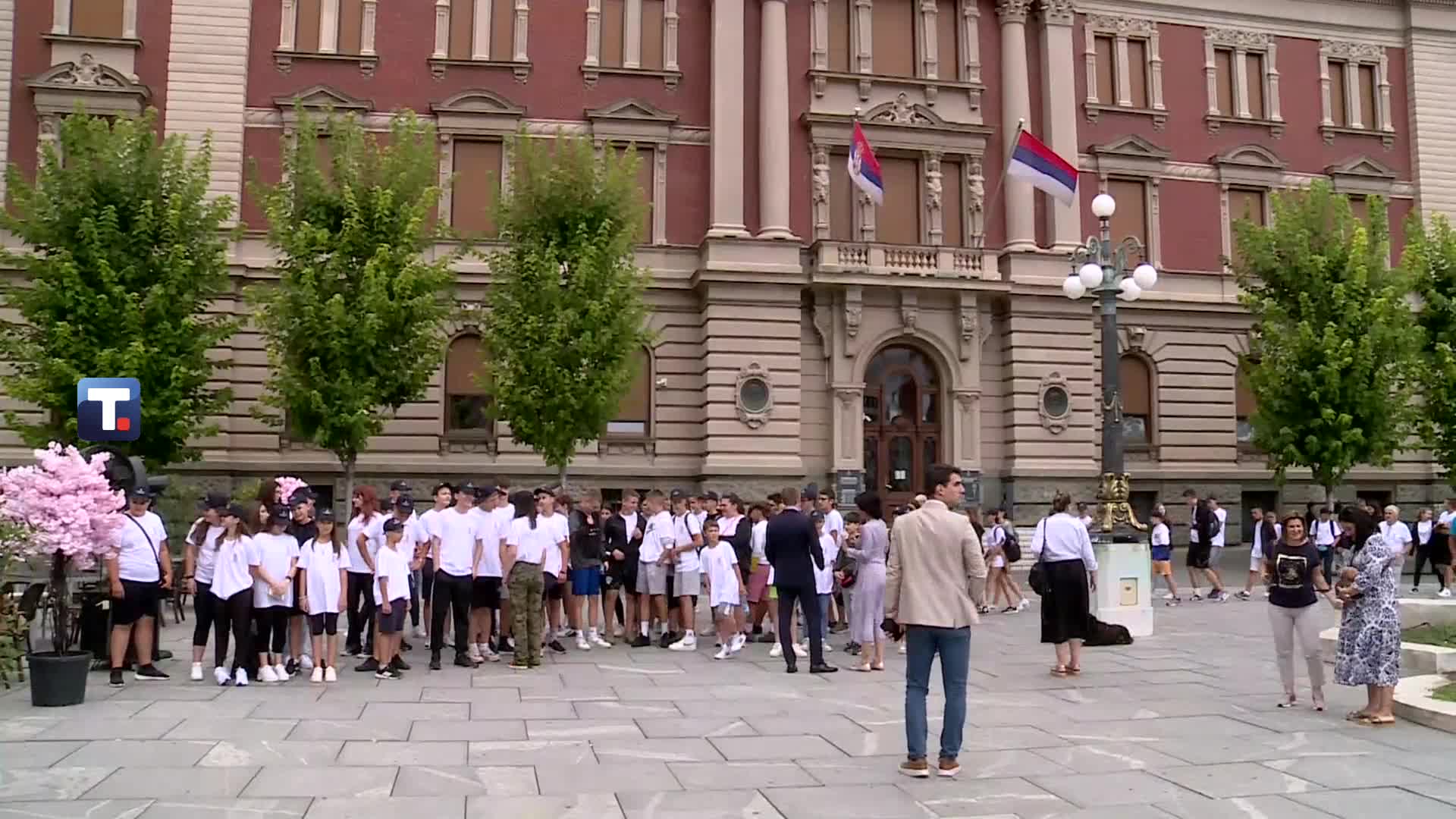 Srpska deca iz Hrvatske posetila Narodni muzej u Beogradu - Telegraf.tv