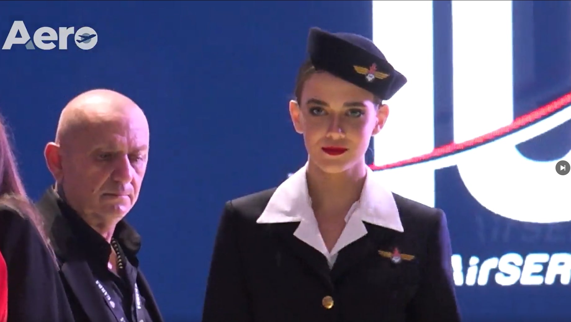 Uniforme stjuardesa i stjuarda JAT i Air Serbia kroz vreme - Telegraf.tv