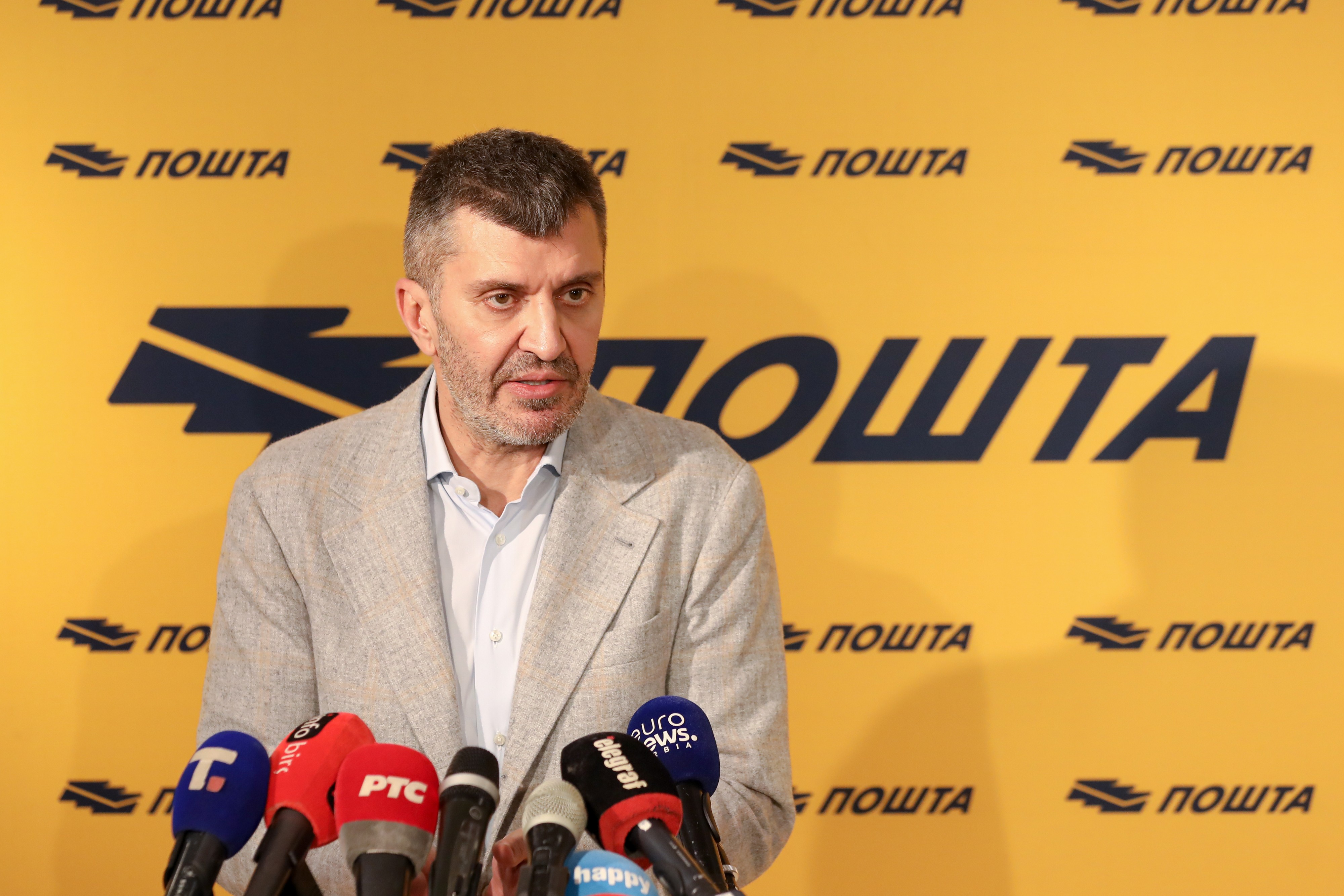 Prosek plate veći za 7.000 dinara - Telegraf.tv