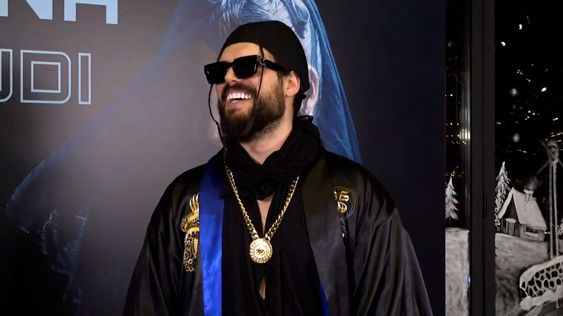 Adam Adaktar se skockao od glave do pete: Ovako je došao da podrži ...