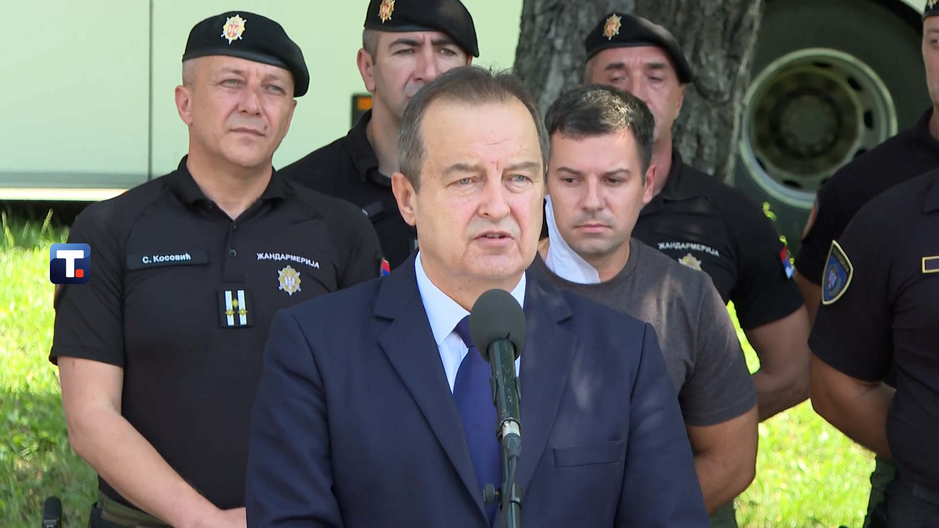 Dačić: Naš herojski pripadnik Žandarmerije Miloš izašao iz bolnice ...