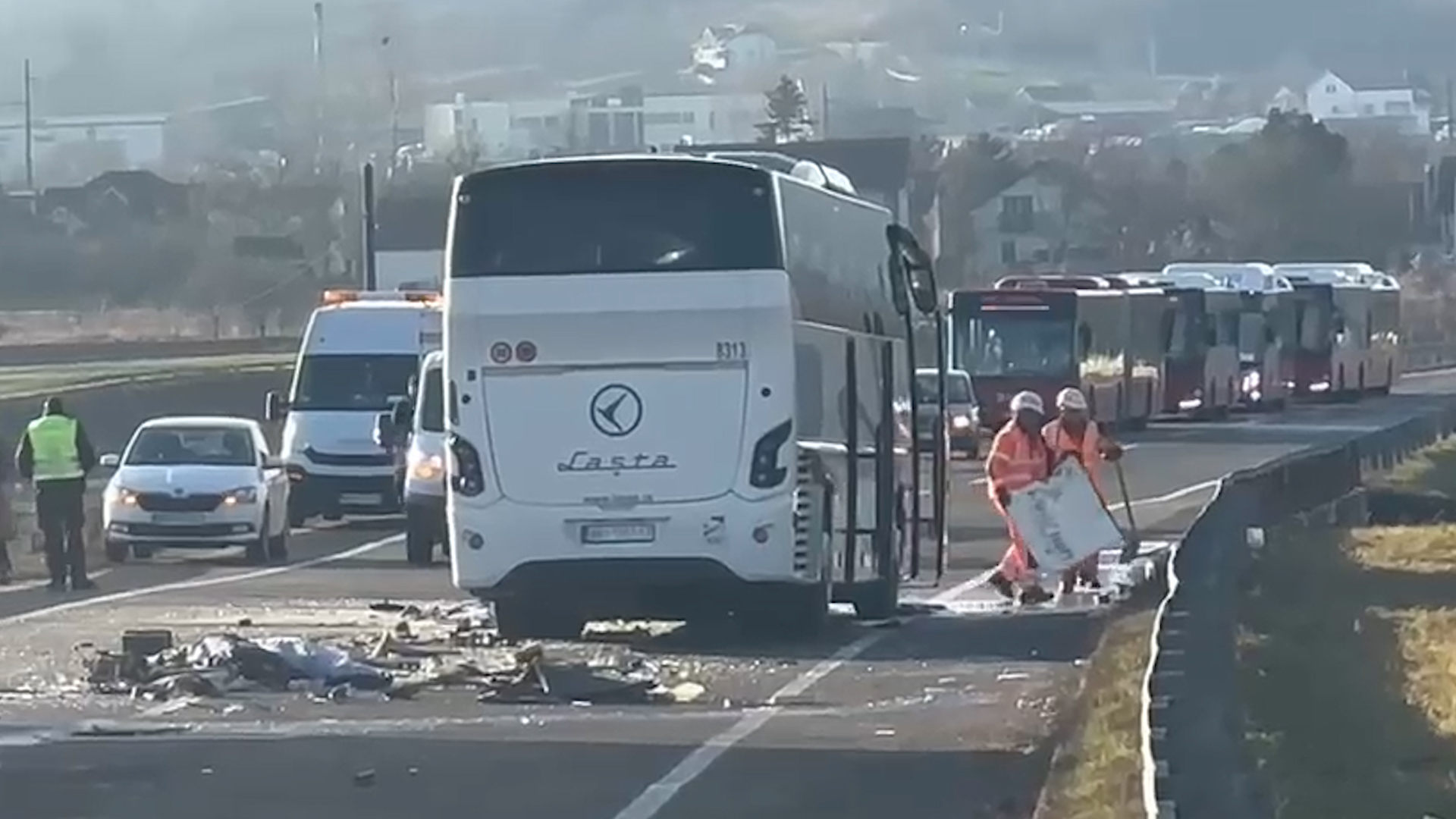 Jezivi sudar dva autobusa kod Umke: Ima povređenih - Telegraf.tv